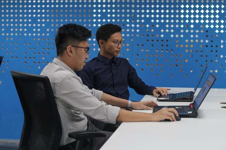 Accessing Baruch Email on Mobile and Desktop Devices - WP 301 Redirects
